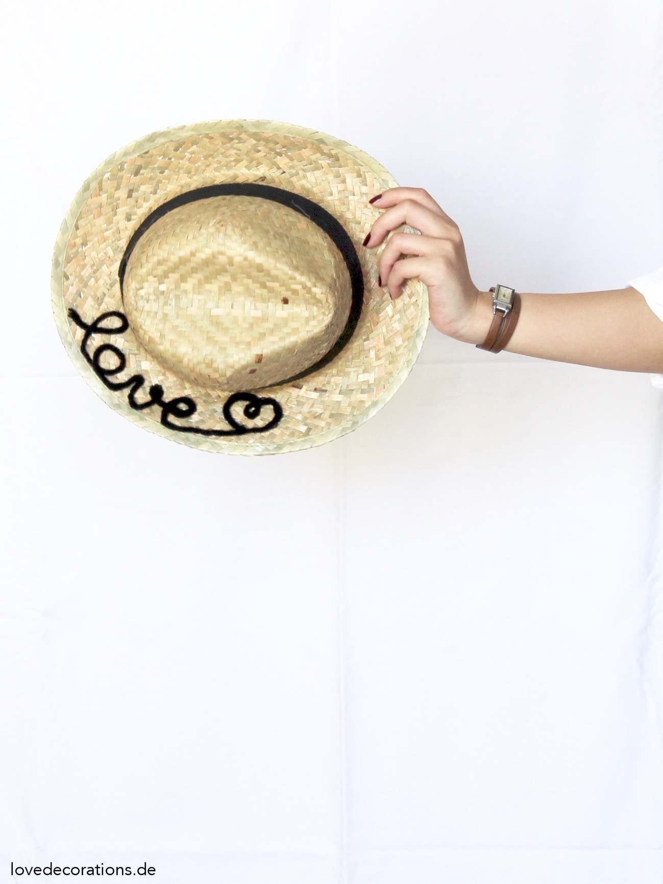 DIY Strandhut mit Lettering - Love Decorations